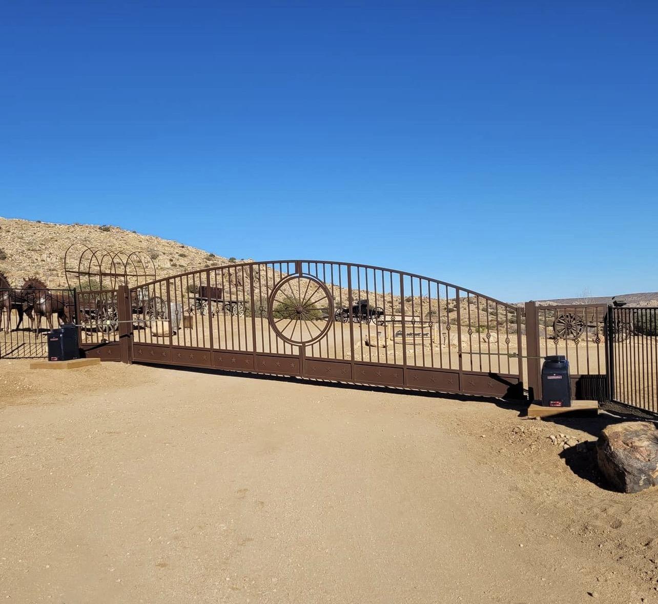 Pahrump Custom Double Drive Gates | Snowden Designs