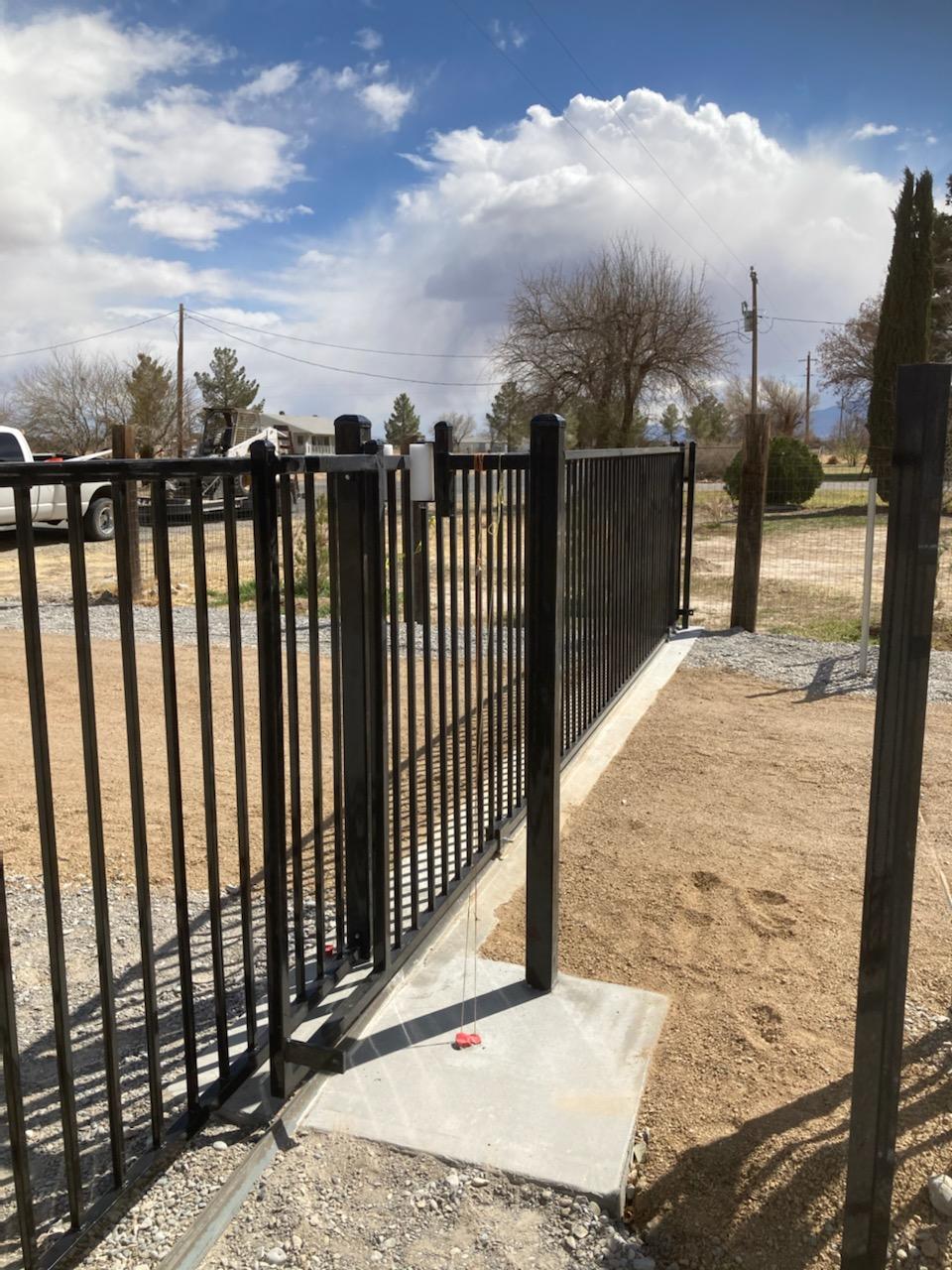 The Pros and Cons of Metal Gates | Snowden Designs